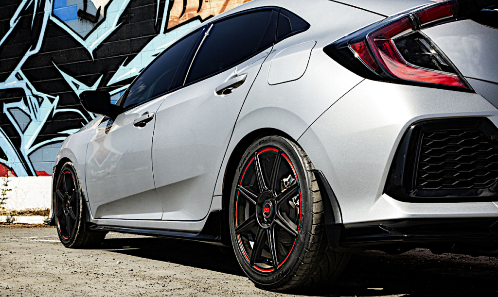 HONDA シビック FK × モテギレーシング MR142 CS8 17インチ - プラドファン | ランクル・プラド・ハイラックス・SUV ...